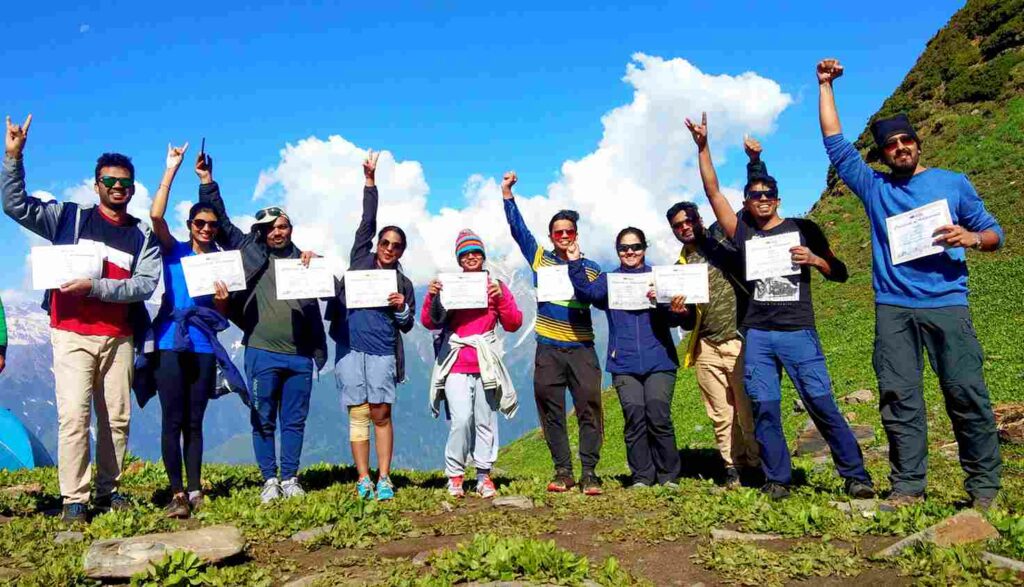 Manali Trekking Packages | Book now and get 50% Off!